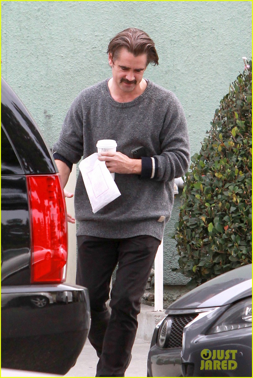 Colin Farrell's Mustache Gets the Web Buzzing at SAG Awards 2015: Photo ...