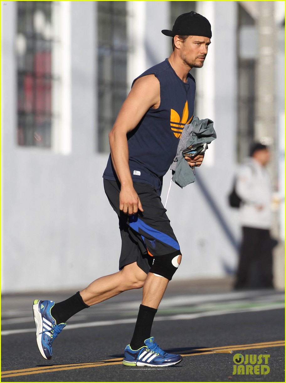 Fergie Gets Clippers Owner Steve Ballmer Dancing Wild to 'L.A.Love ...