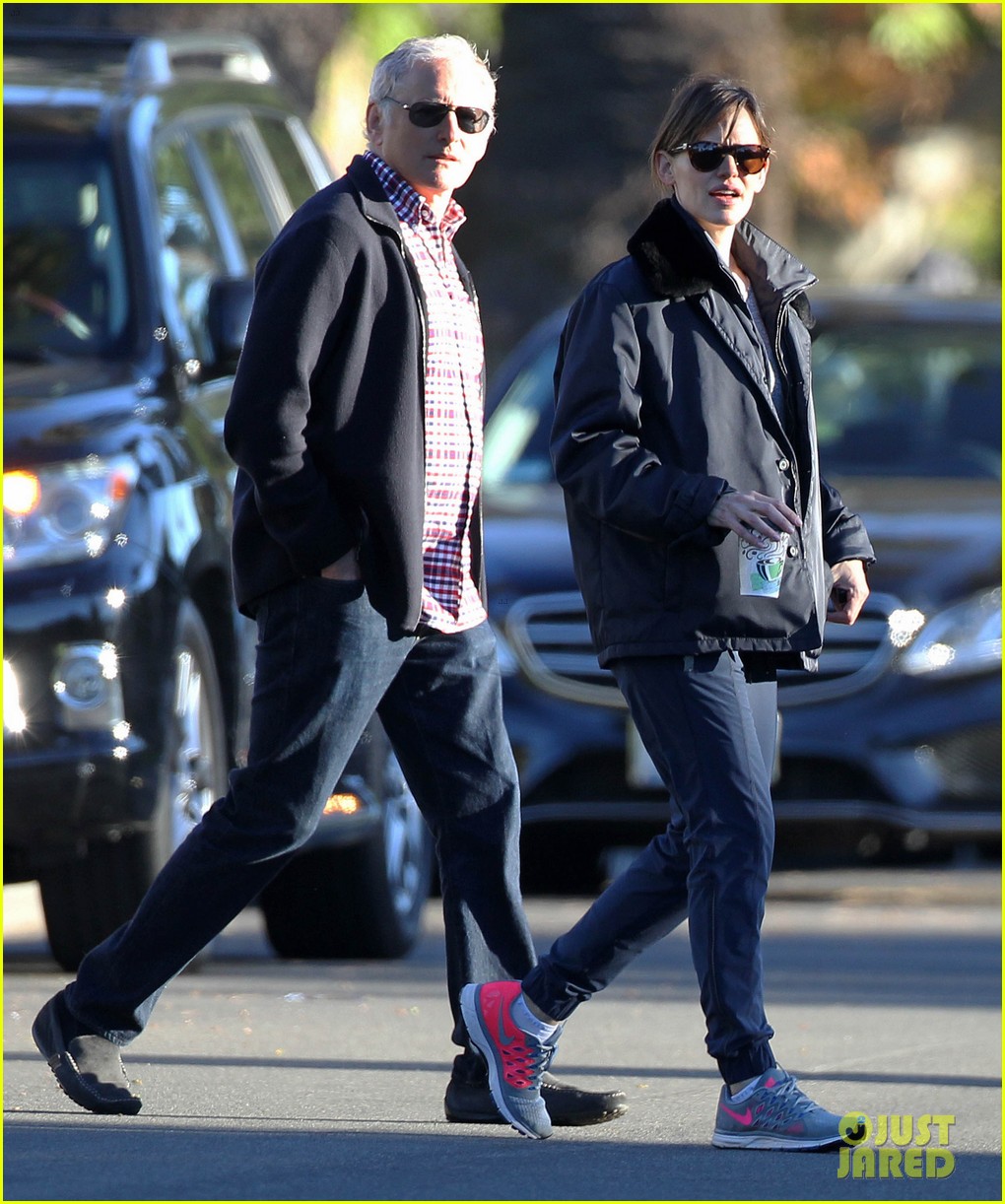 Jennifer Garner & Victor Garber Stage 'Alias' Reunion at Lunch!: Photo ...