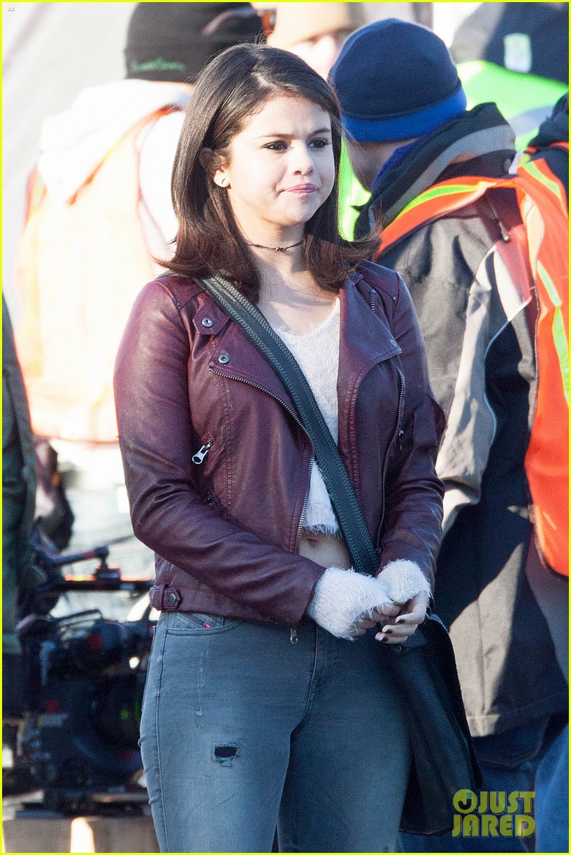 Selena Gomez Gets Asked to Prom In Epic Lip-Sync Video - Watch Now ...