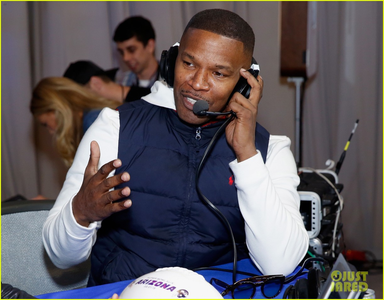 Lenny Kravitz's Super Bowl 2015 Pick is Seattle Seahawks!: Photo ...