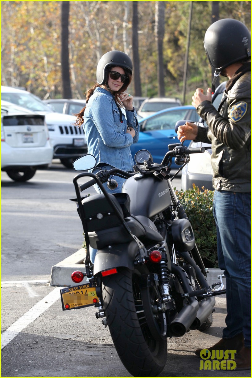 Photo: lana del rey boyfriend motorcycle ride 11 | Photo 3283622 | Just ...