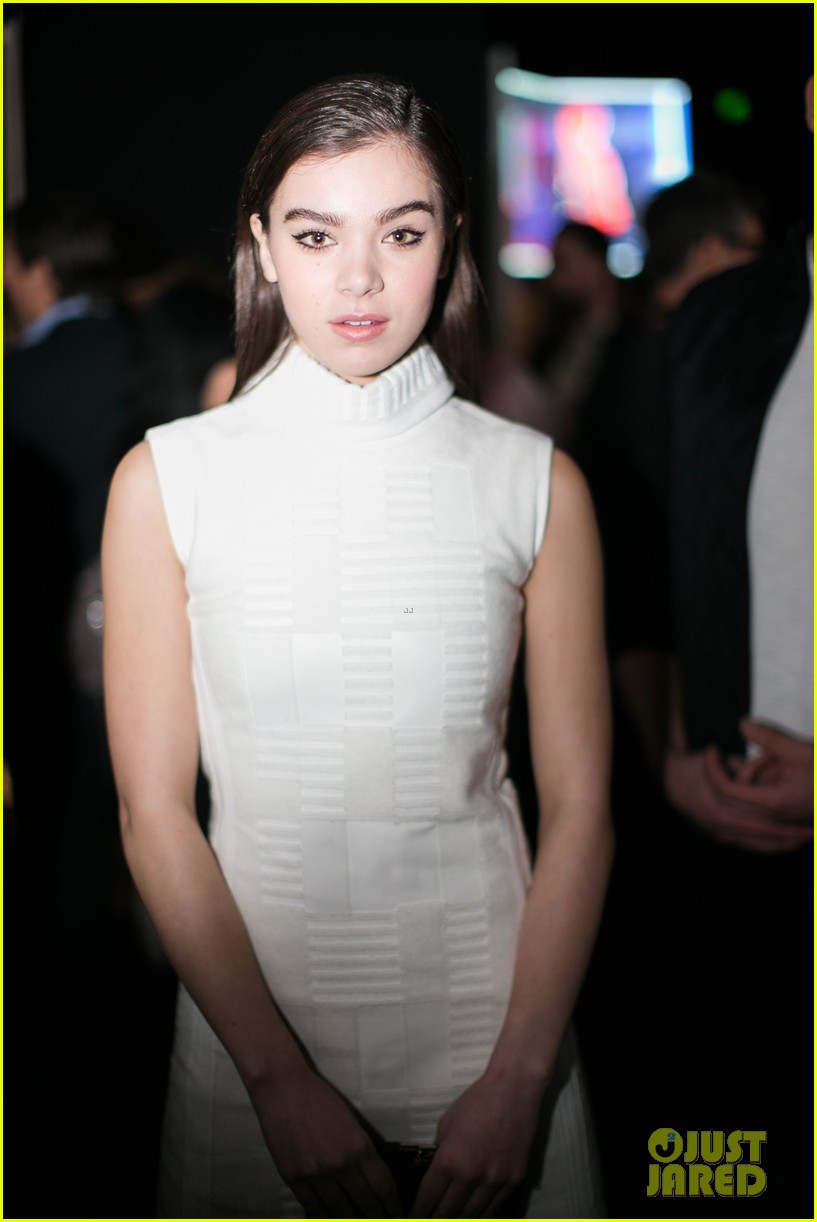 Miley Cyrus & Hailee Steinfeld Are White Hot at Shooting Stars Exhibit ...