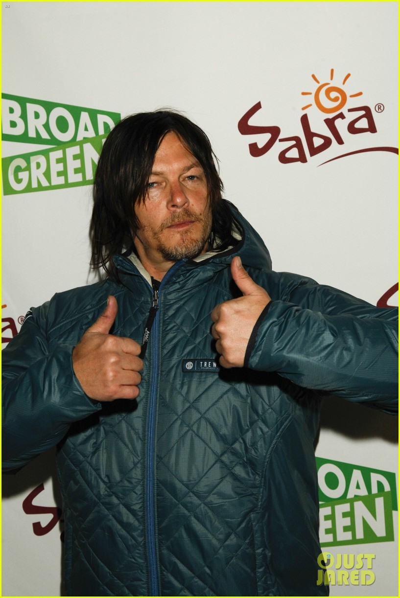 Zachary Quinto Joins Andrew Lincoln & 'Walking Dead' Co-Stars at ...