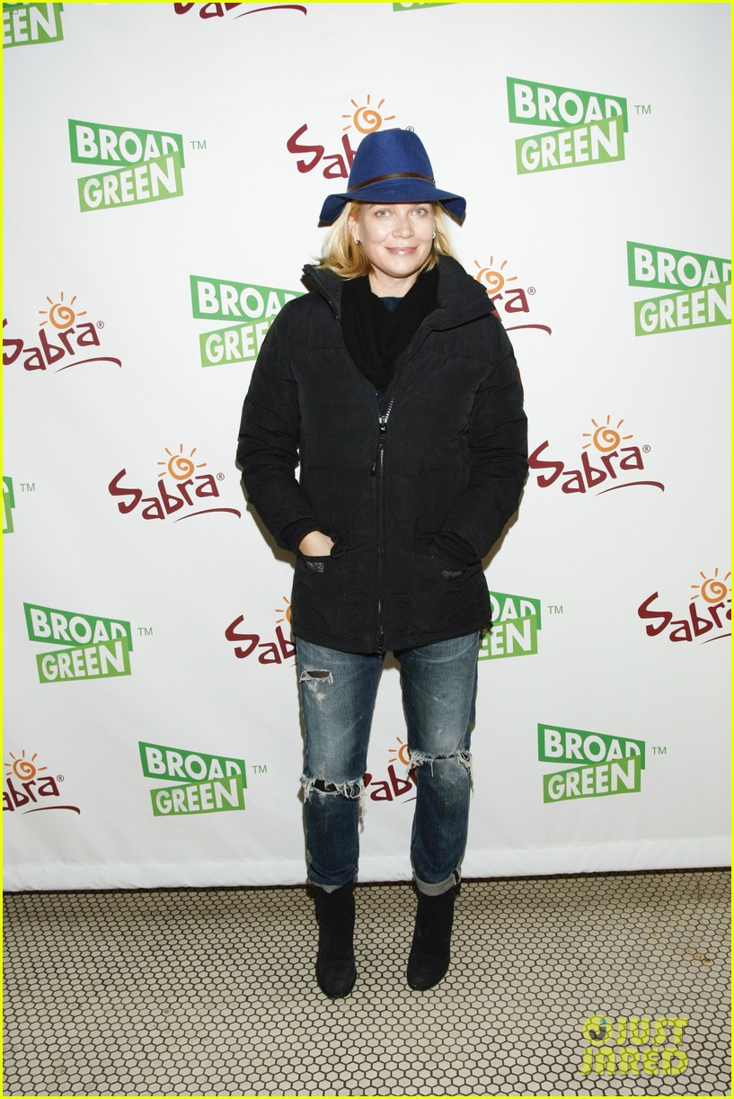 Zachary Quinto Joins Andrew Lincoln & 'Walking Dead' Co-Stars at ...