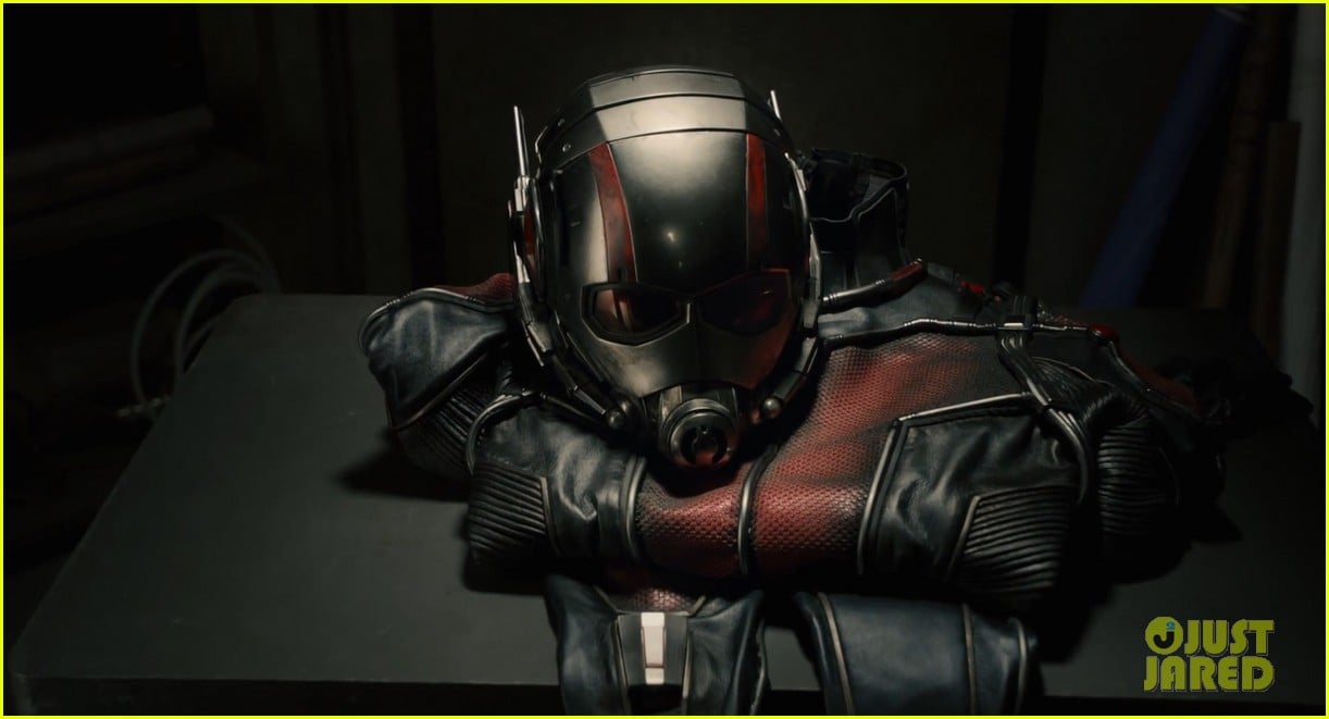 Paul Rudd Displays Ripped Six Pack Abs in 'Ant-Man' Trailer!: Photo ...