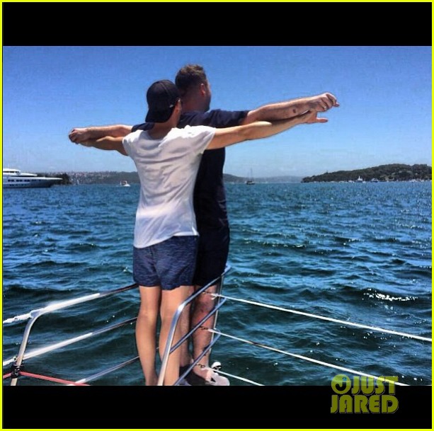 Sam Smith Shares Cute Pics with Boyfriend Jonathan Zeizel!: Photo ...