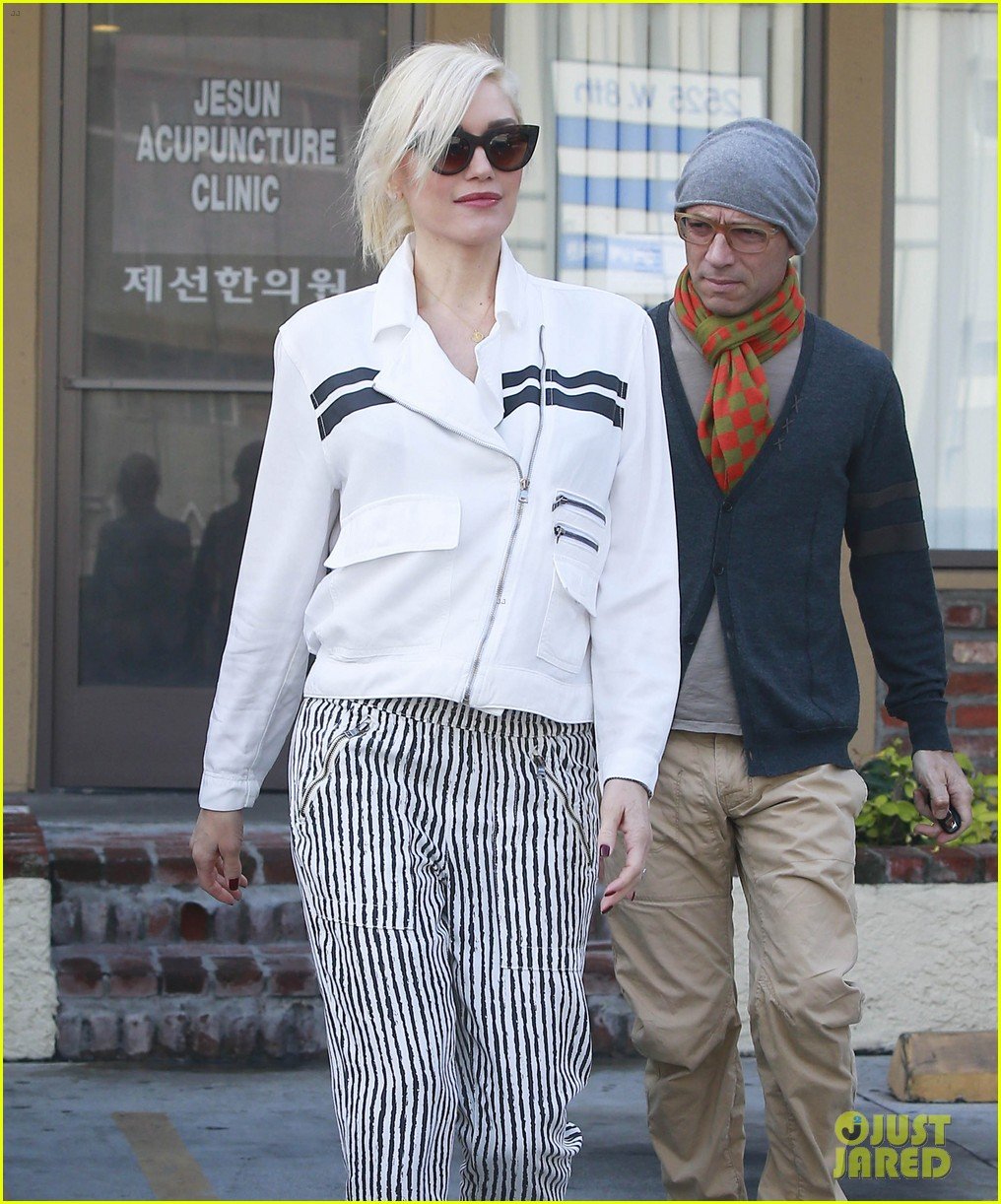 Gwen Stefani & Pharrell Team Up for 'Shine' from 'Paddington'!: Photo ...