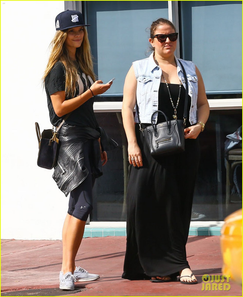 Nina Agdal Shares Cute Moments with Her Boyfriend in Miami: Photo ...