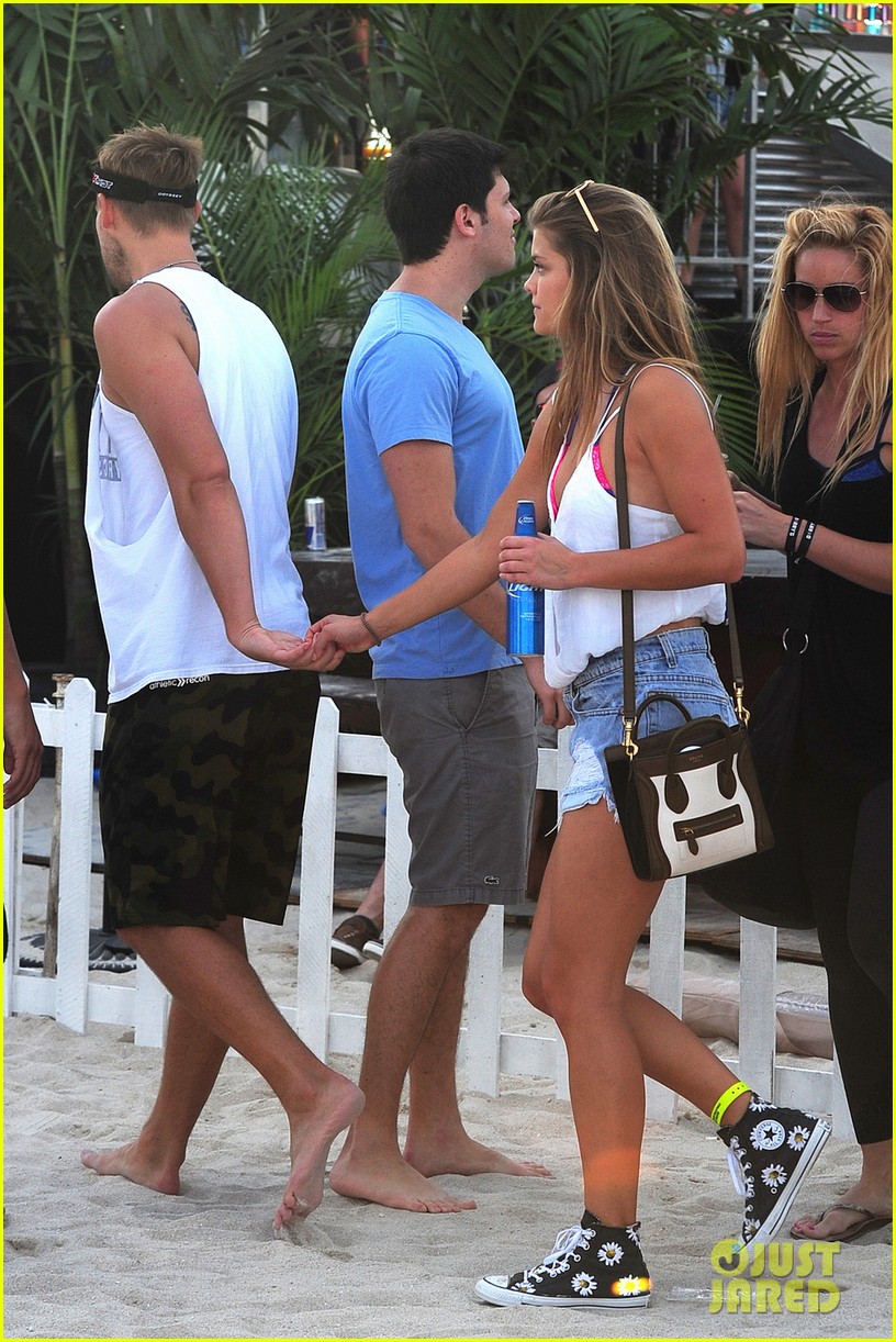 Nina Agdal Cuddles With Her Boyfriend at Charity Spin Class: Photo ...