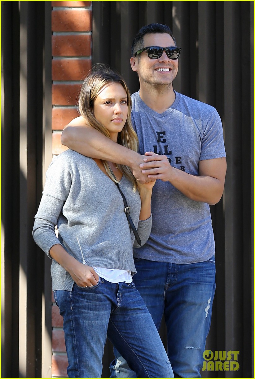 Jessica Alba's Young Daughter Haven Likes to Dance Inappropriately ...