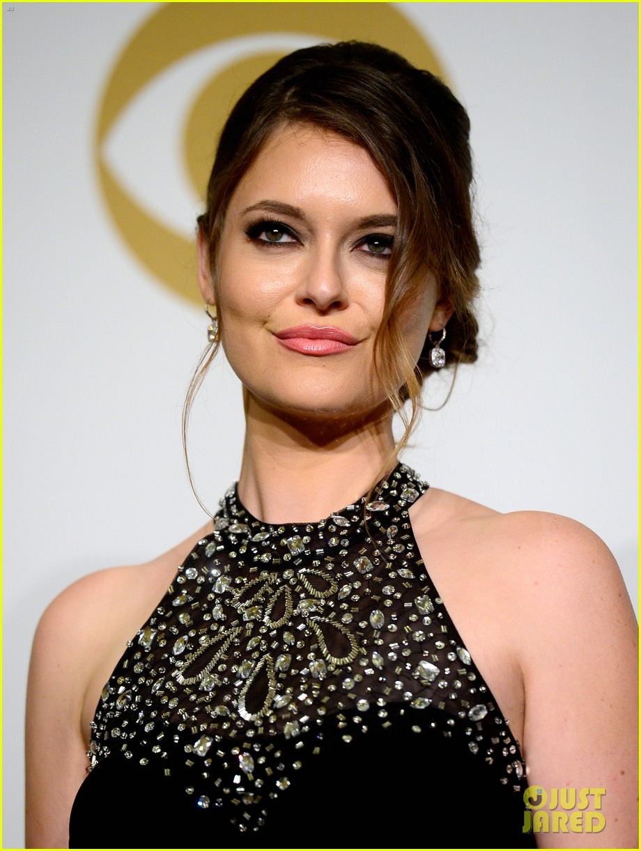 Brooke Axtell, Domestic Abuse Survivor, Gives Inspiring Grammys 2015 ...