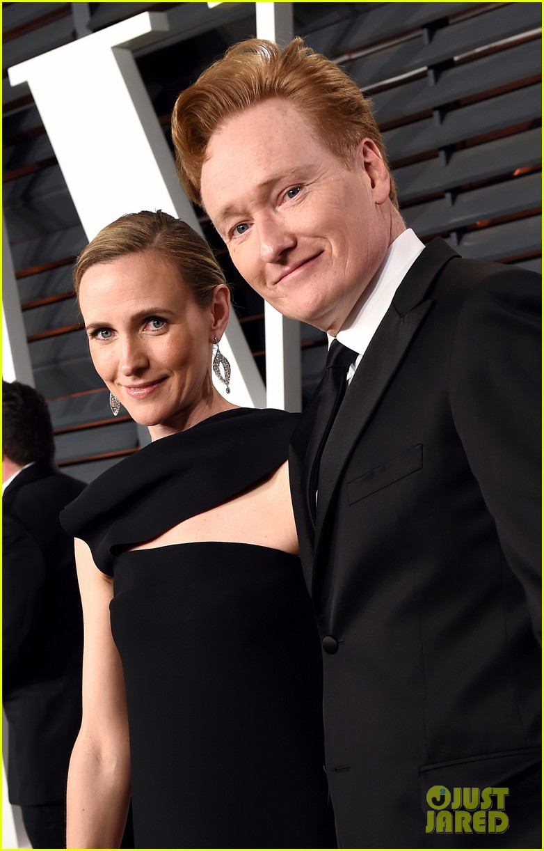 James Corden & Conan O'Brien Bring Their Spouses to Vanity Fair's Oscar ...
