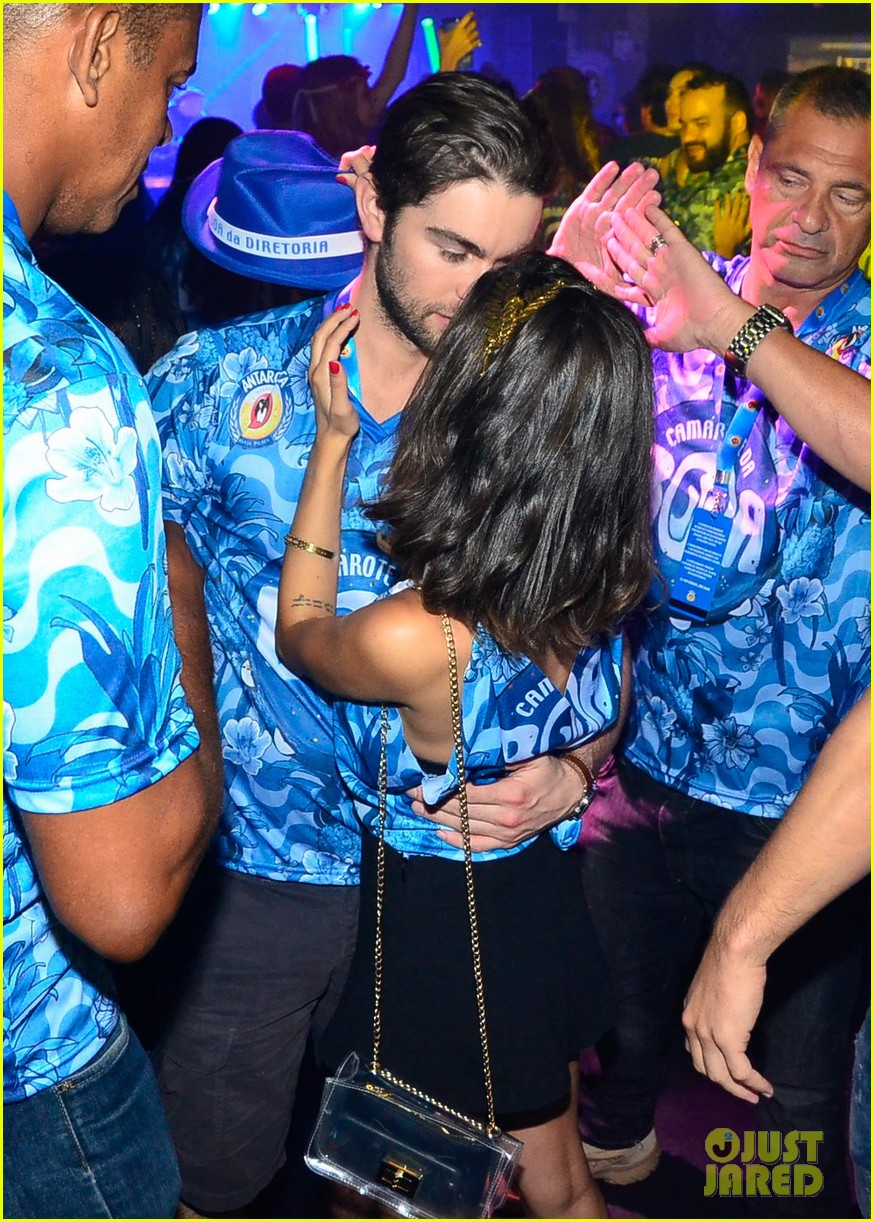 Chace Crawford Makes Out with a Brazilian Singer in Rio: Photo 3305700 ...