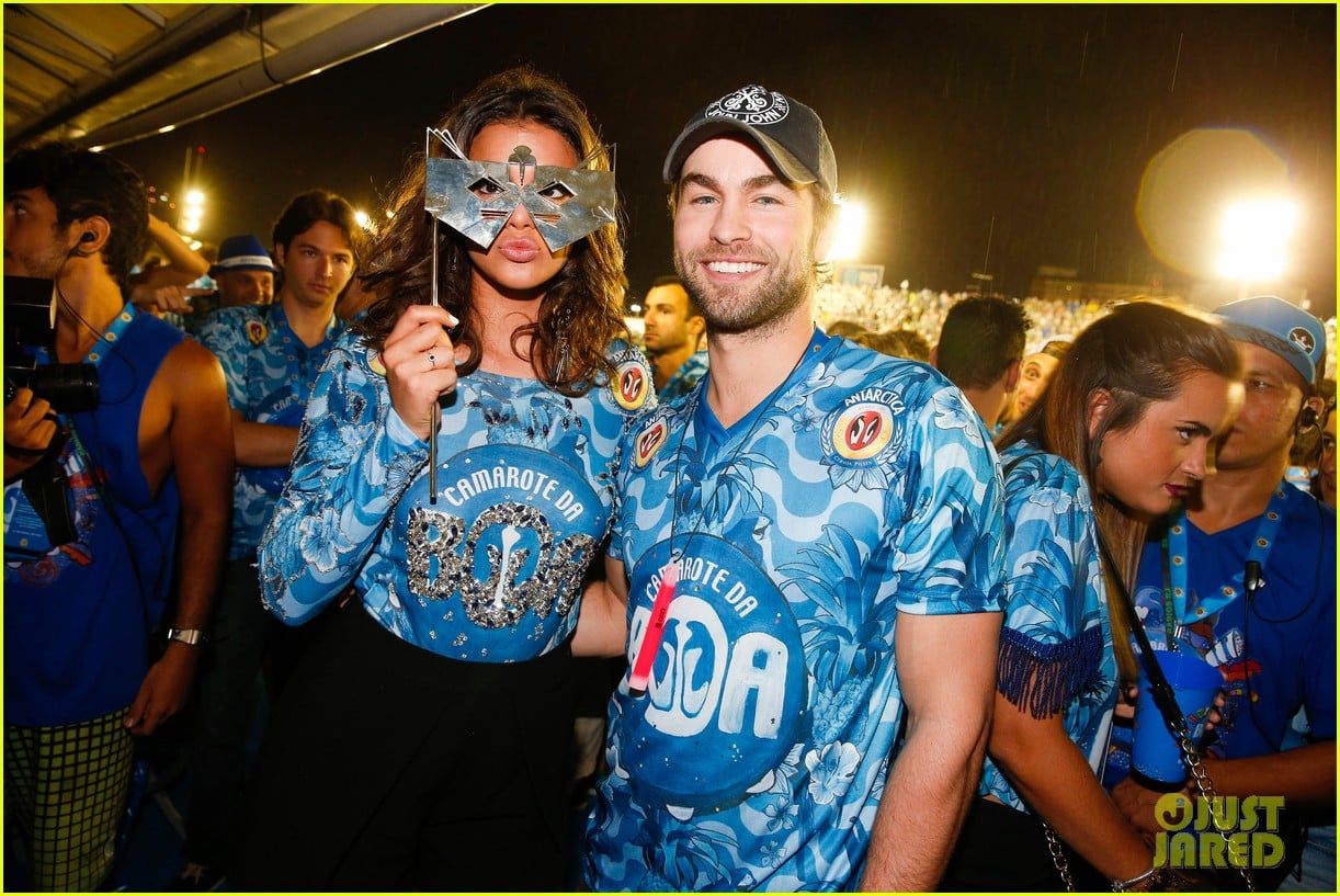 Chace Crawford Makes Out with a Brazilian Singer in Rio: Photo 3305702 ...