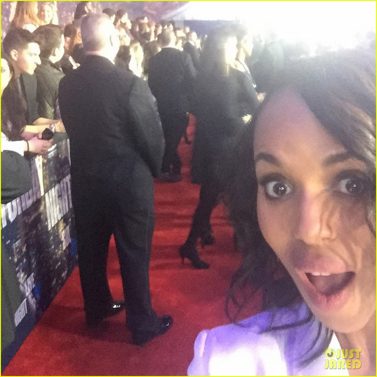 Miley Cyrus & Patrick Scharzenegger Fight Over Pizza at 'SNL 40': Photo ...