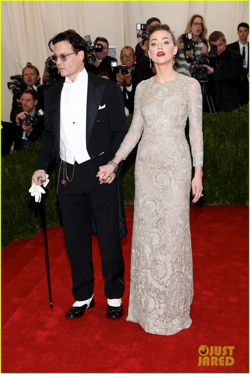 Johnny Depp & Amber Heard Are Married, Wed in Private Ceremony!: Photo ...