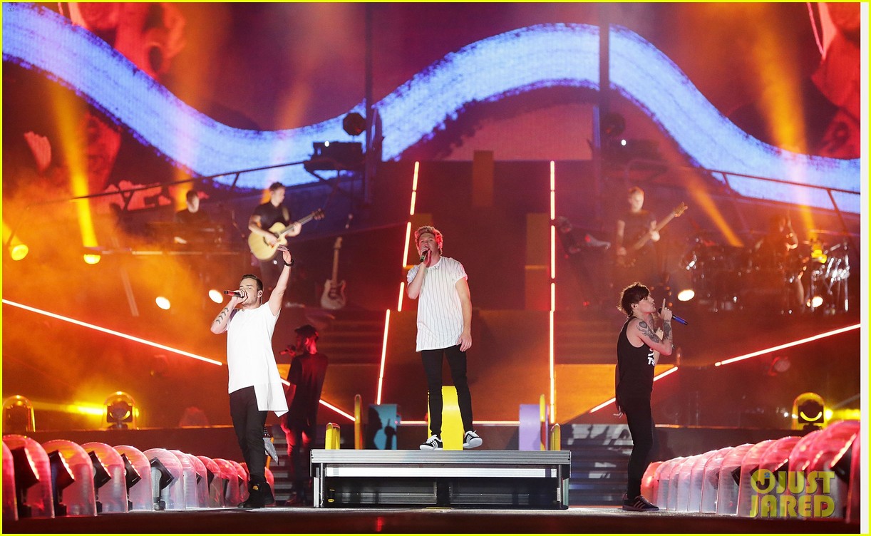 One Direction: 'On The Road Again' Tour Set List Revealed!: Photo ...
