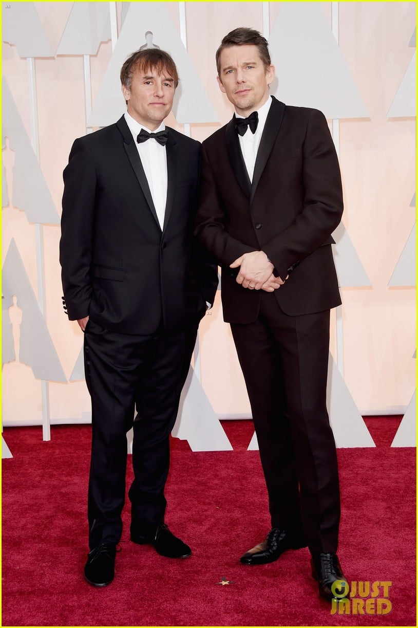 Ethan Hawke & Wife Ryan Hit Oscars 2015 Red Carpet Together: Photo ...