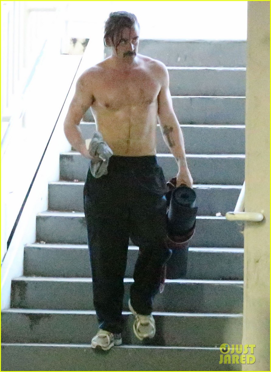 Colin Farrell Is Shirtless & Sweaty After His Yoga Class: Photo 3306112 ...
