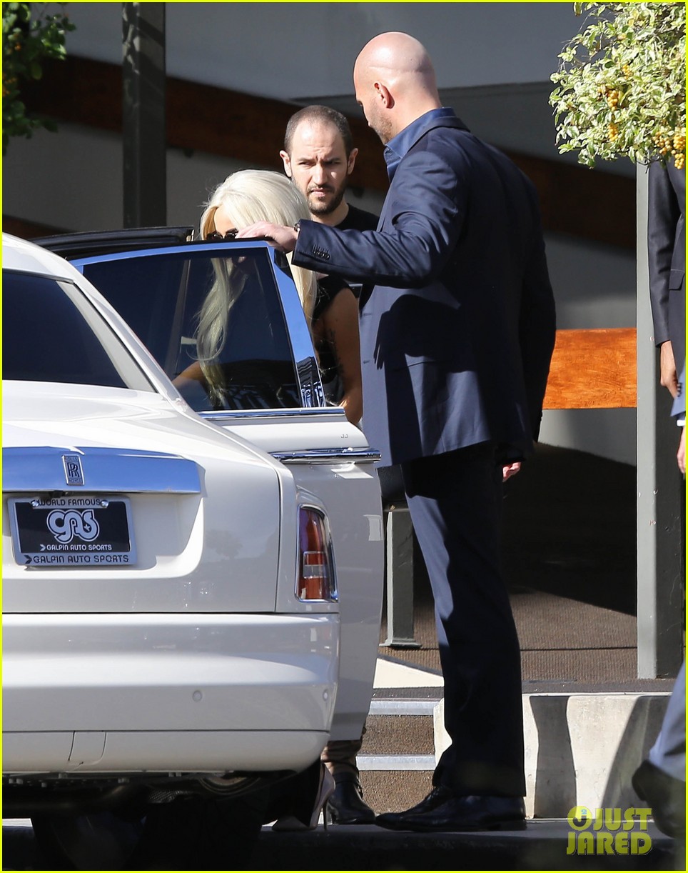 Lady Gaga's Bodyguard Allegedly Swatted India Arie Away: Photo 3302610 ...