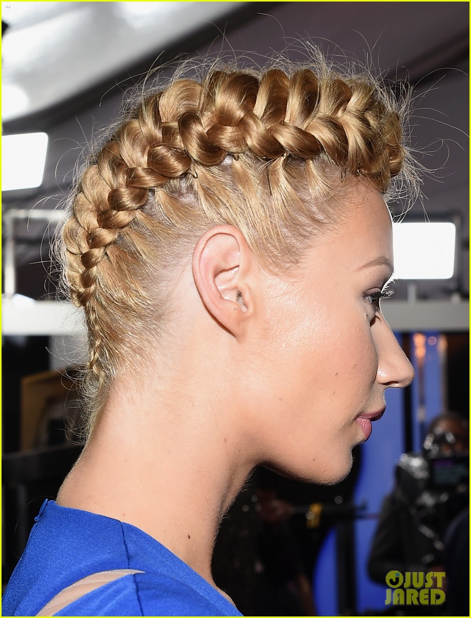 Iggy Azalea's Braids Make Her Look Like a Goddess at Grammys 2015 ...