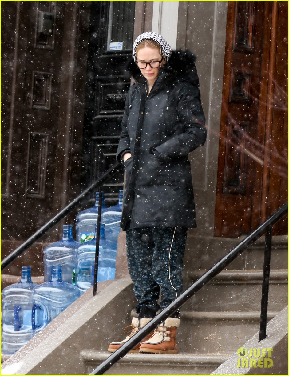 Jennifer Lawrence Wears Geek Chic Eyeglasses in Boston: Photo 3314952 ...