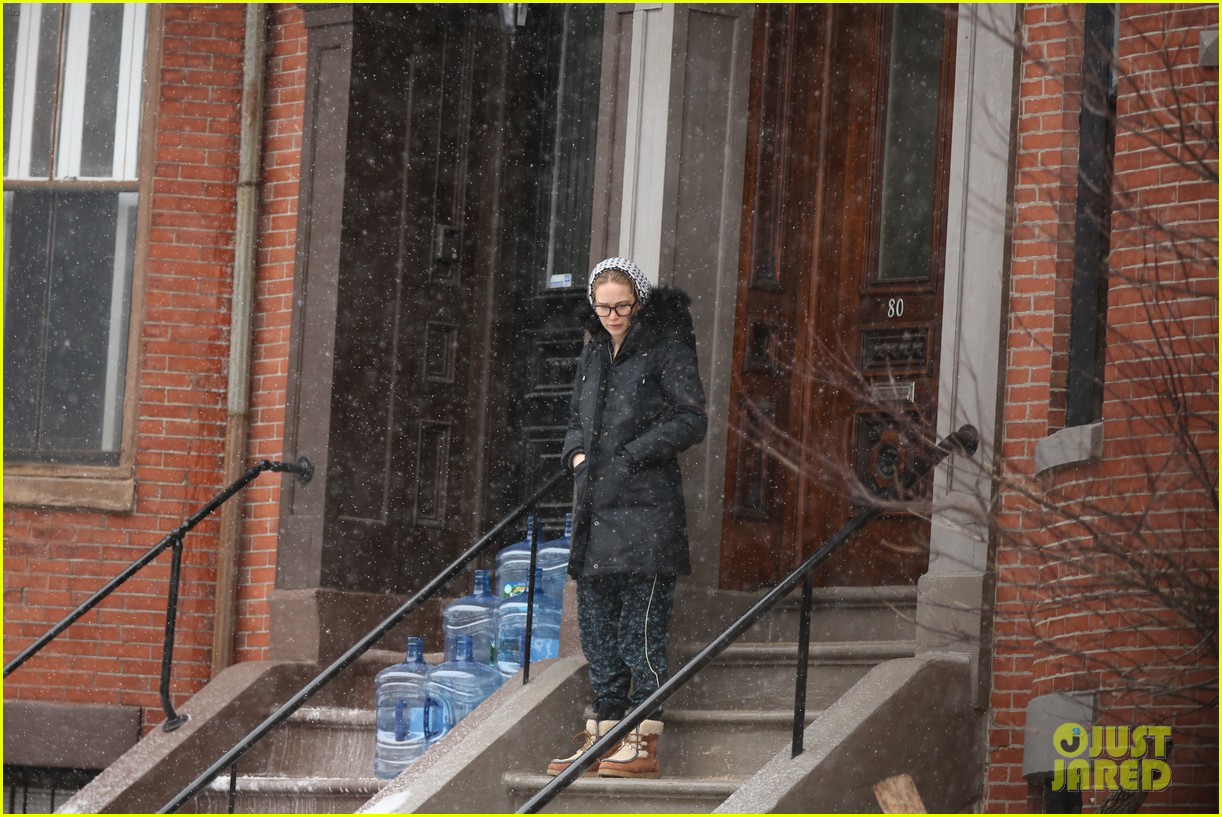Jennifer Lawrence Wears Geek Chic Eyeglasses in Boston: Photo 3314955 ...