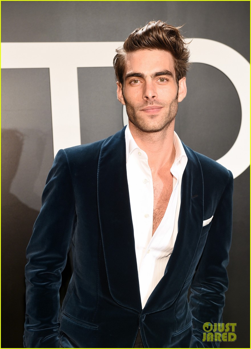 Jared Leto Photobombing Jennifer Lopez is the Funniest Thing You'll See ...