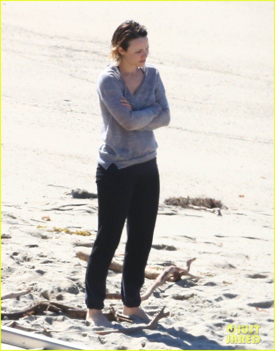 Rachel McAdams Films 'True Detective' Beach Scenes with Leven Rambin ...