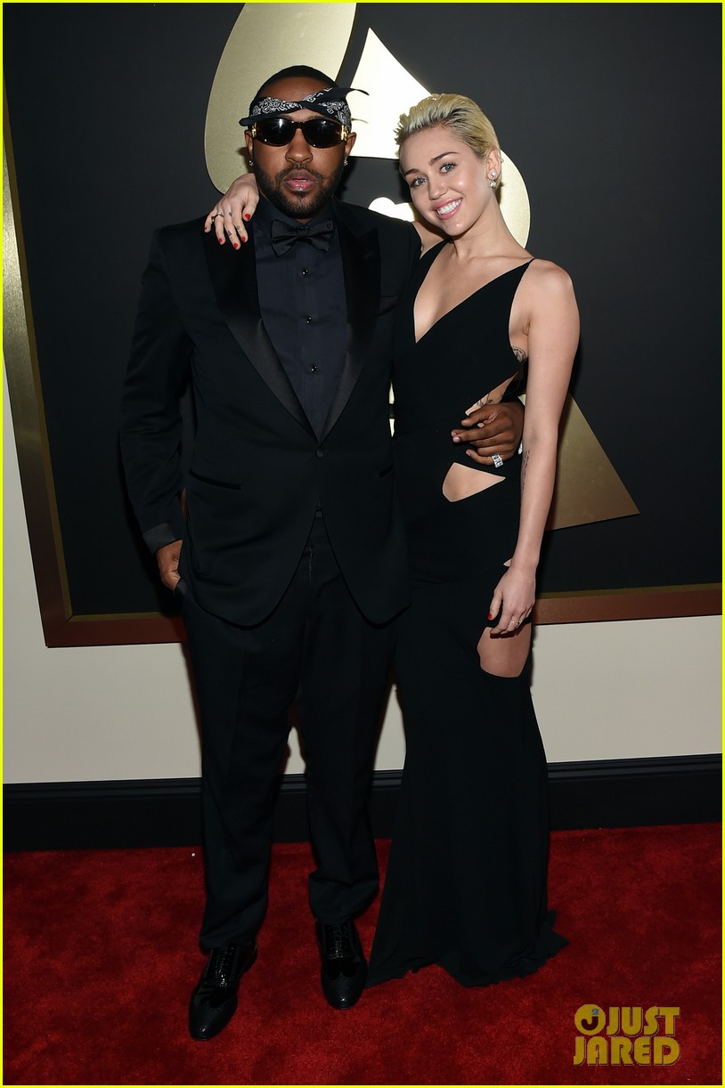 Miley Cyrus Shows Some Skin at the Grammys 2015: Photo 3299431 | Miley ...