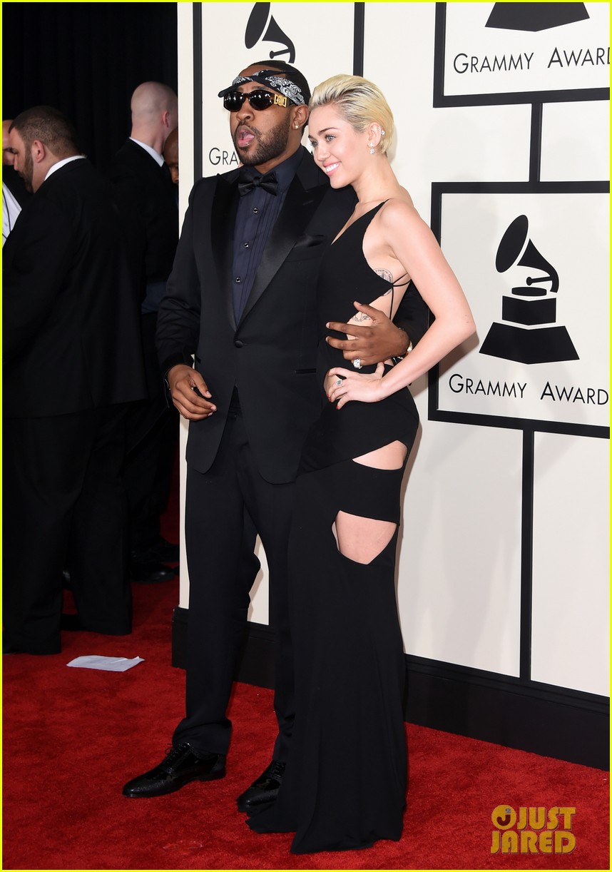 Miley Cyrus Shows Some Skin at the Grammys 2015: Photo 3299439 | Miley ...