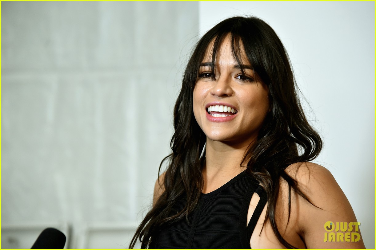 Michelle Rodriguez Felt Like an 'Expensive Hooker' at NYFW: Photo ...