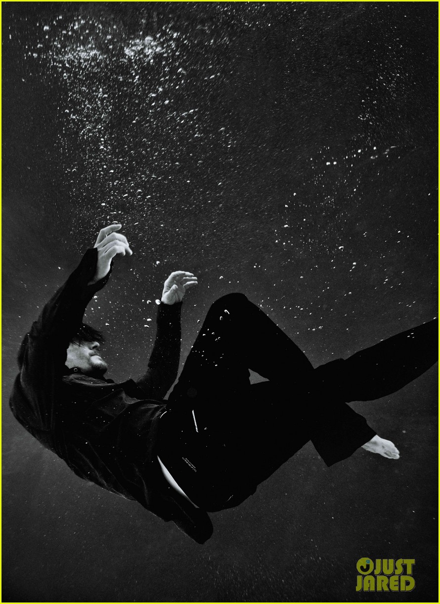 Norman Reedus Goes Shirtless for Hot 'Flaunt' Cover!: Photo 3305924 ...