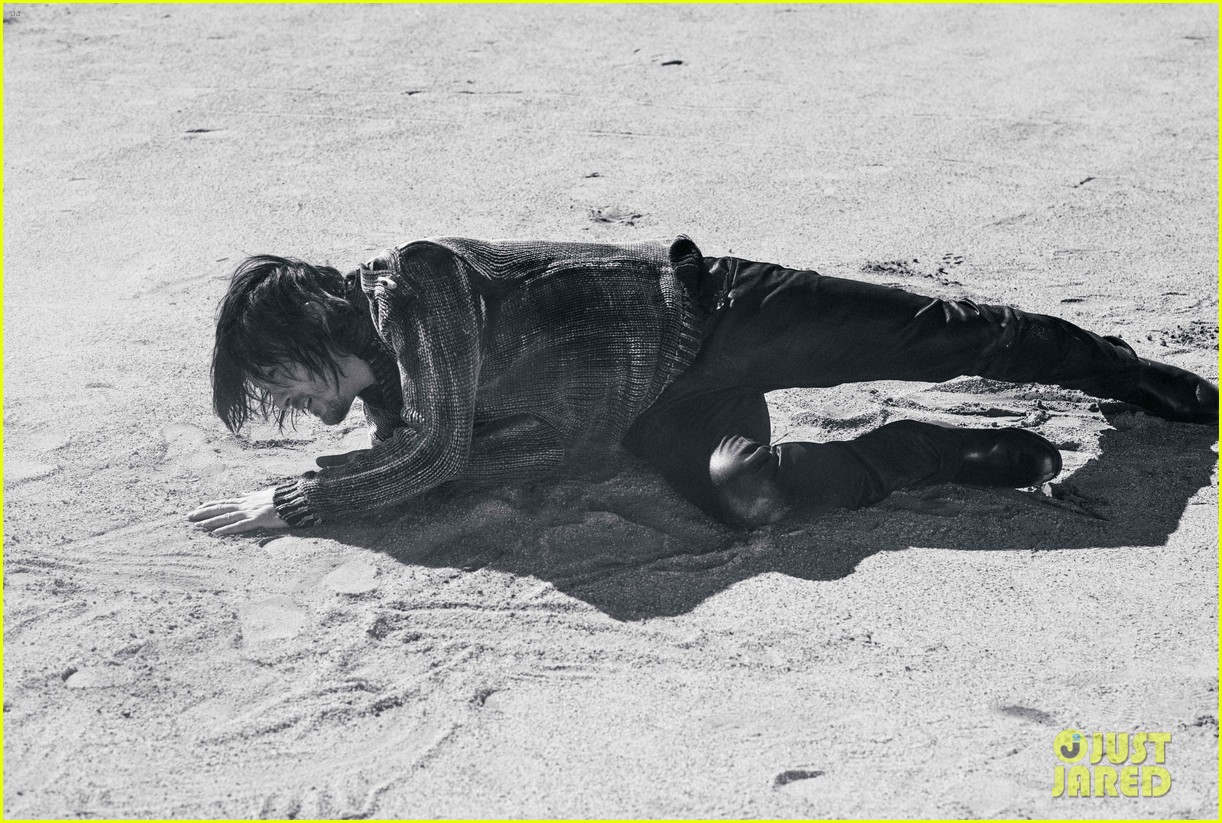 Norman Reedus Goes Shirtless for Hot 'Flaunt' Cover!: Photo 3305929 ...