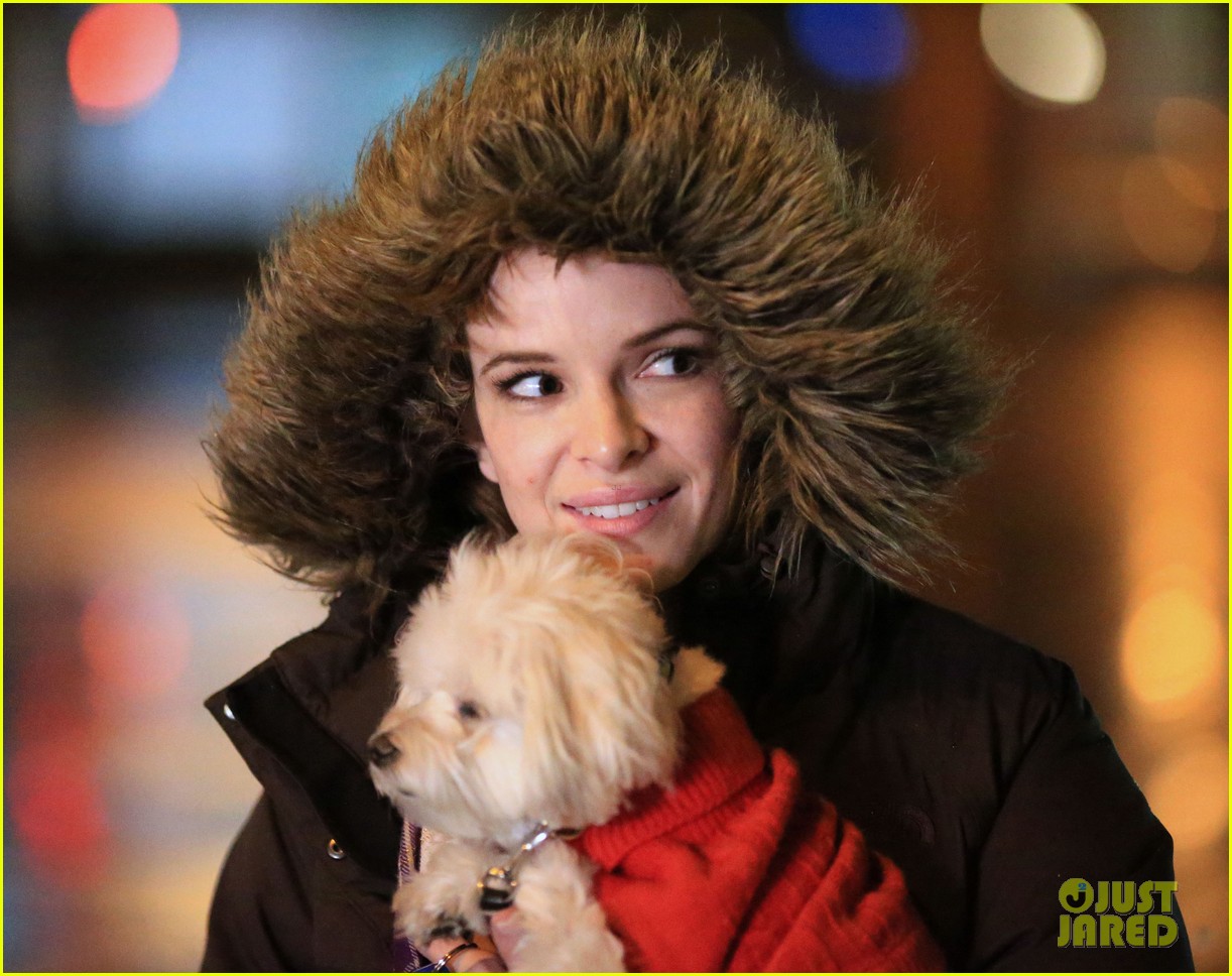 Emily Bett Rickards & Grant Gustin Get Fancy For 'The Flash' Night ...