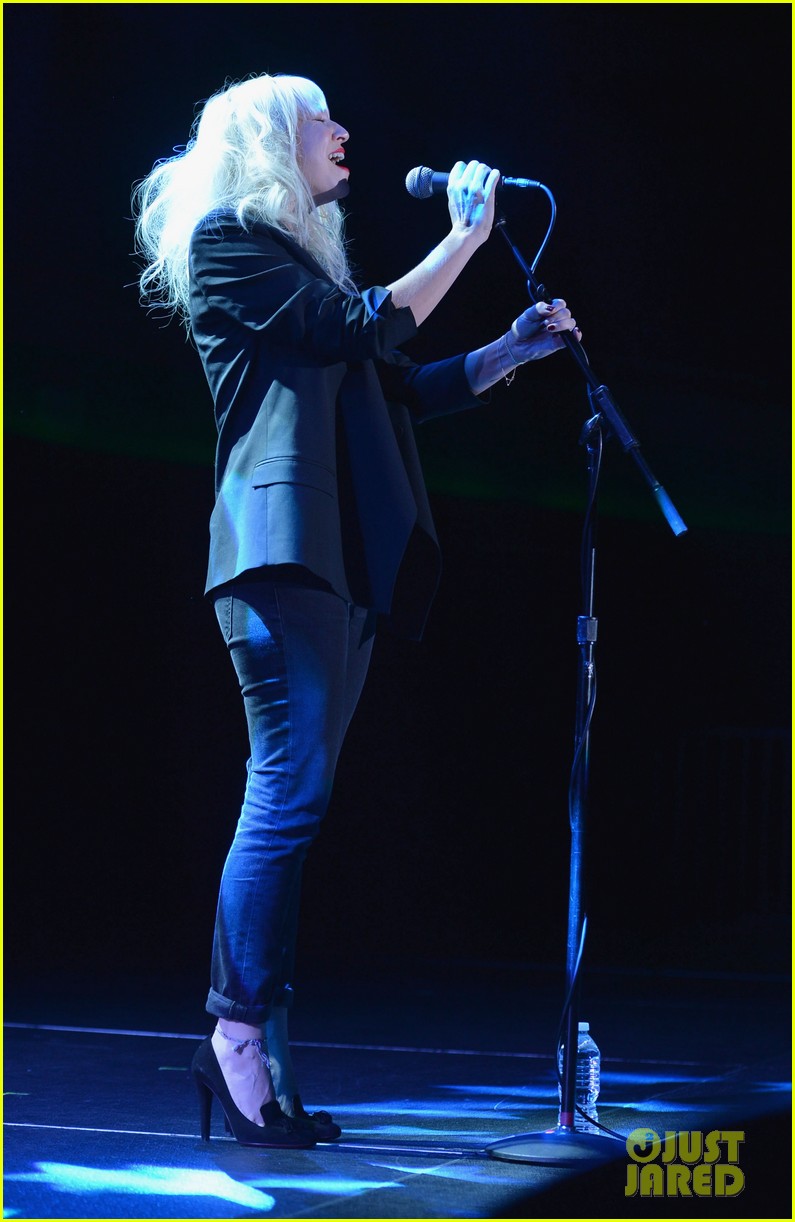 Sia Announces New Album 'This Is Acting': Photo 3306261 | Music, Sia ...