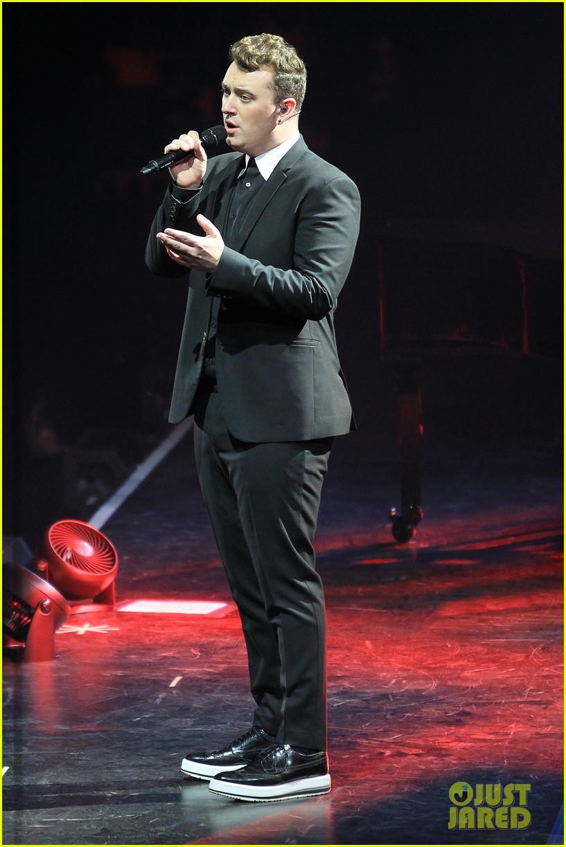 Sam Smith Debuts Heartbreaking 'Lay Me Down' Music Video - Watch Here ...