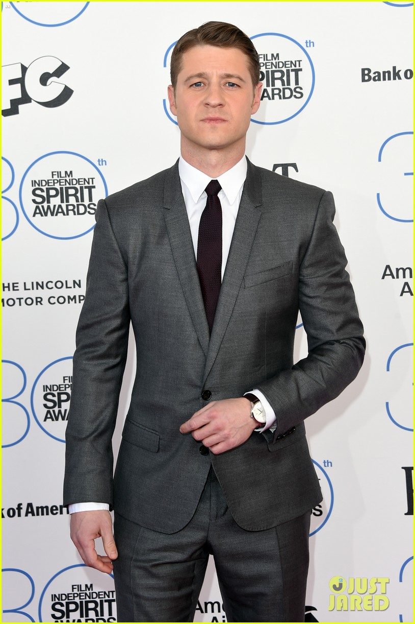 Paul Wesley & Ben McKenzie Look Sharp For Spirit Awards 2015: Photo ...
