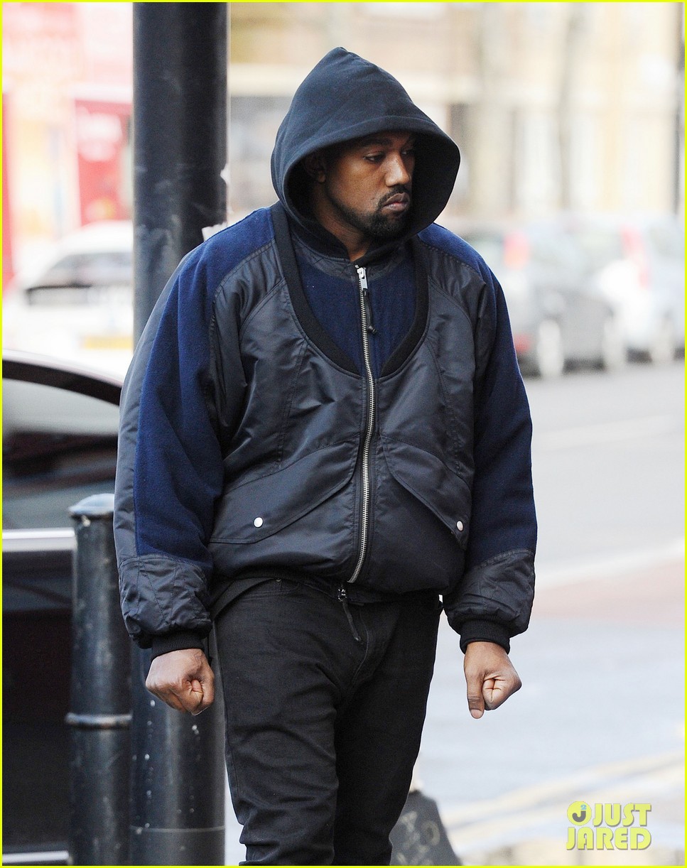 Kanye West Meets With a Fashion Designer in London : Photo 3309908 ...