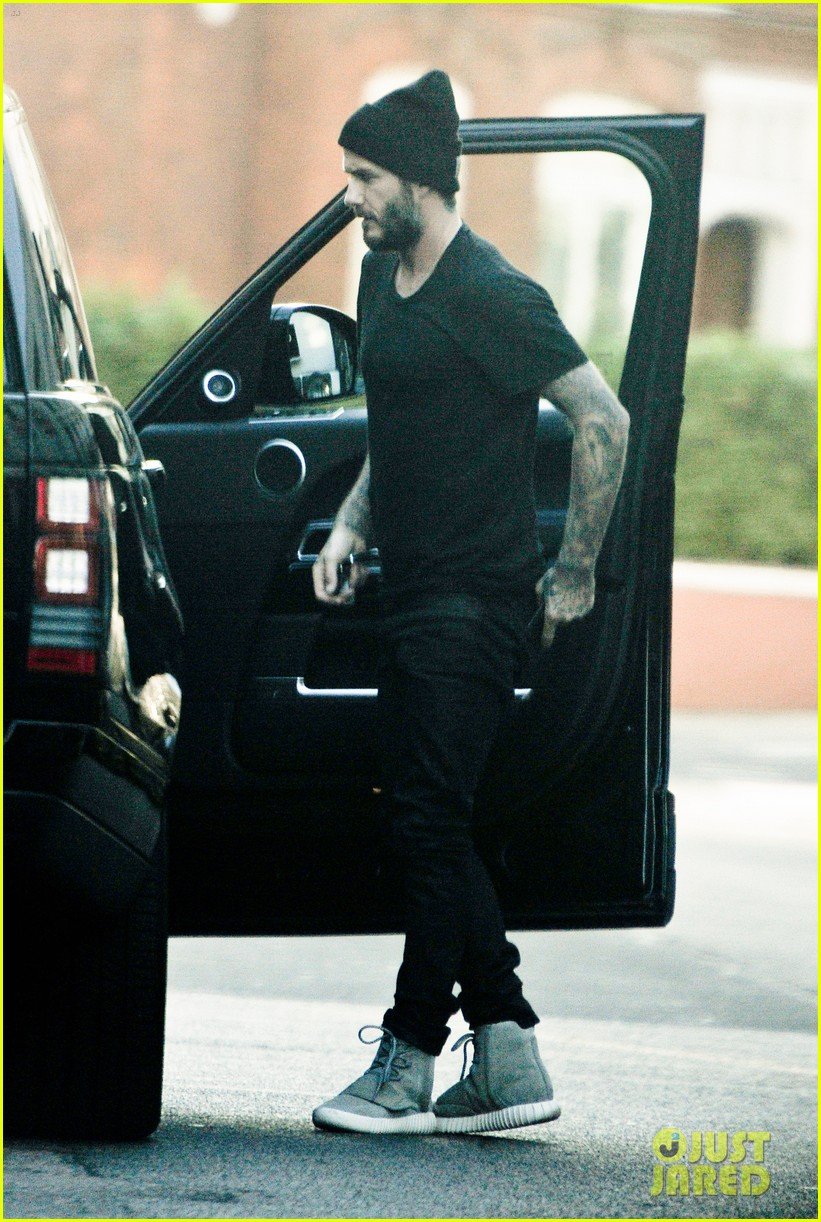 David Beckham Runs Errands Rocking His Sexy Scruff: Photo 3321386 ...