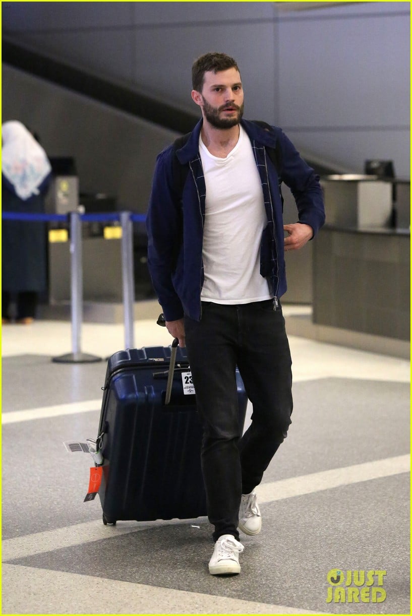 Jamie Dornan Is Not Naive & Stupid Like Critics Think: Photo 3332990 ...