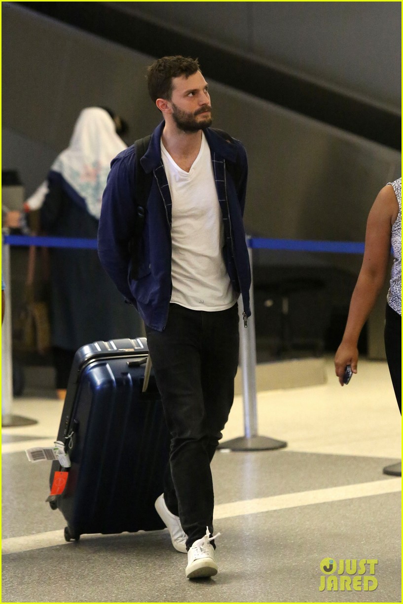 Jamie Dornan Is Not Naive & Stupid Like Critics Think: Photo 3333003 ...