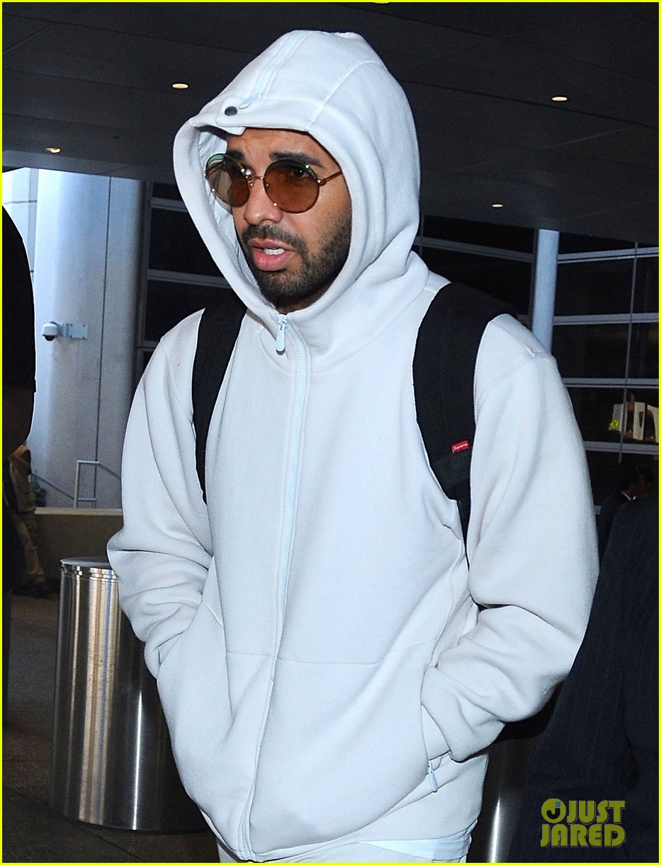 Drake Returns to LA After Being Assaulted in Dubai: Photo 3330557 ...