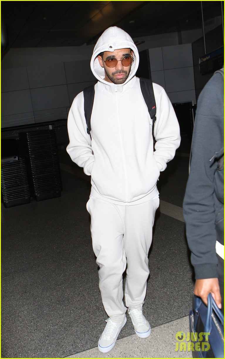 Drake Returns to LA After Being Assaulted in Dubai: Photo 3330559 ...