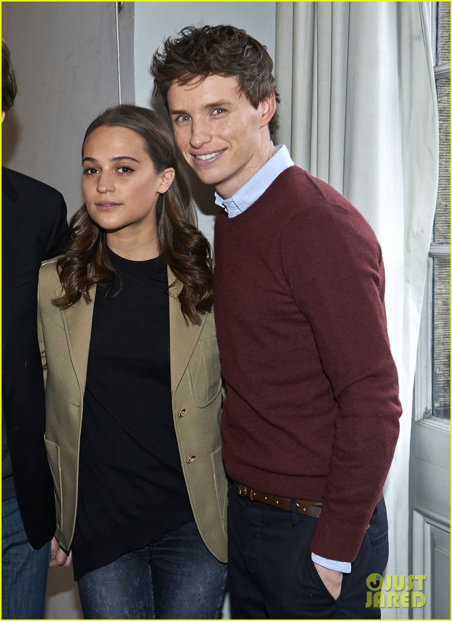 Eddie Redmayne Attends 'Danish Girl' Photo Call in Denmark: Photo ...