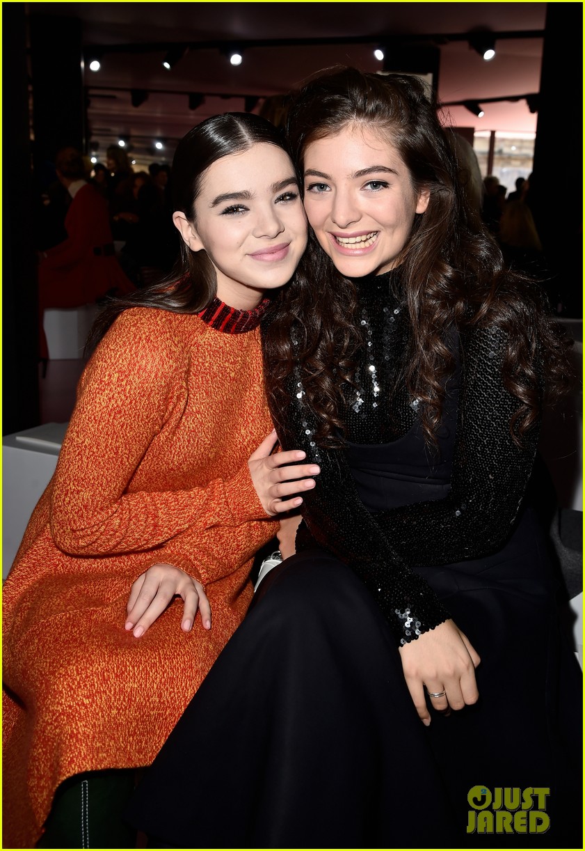 Dakota Johnson Channels Sandy from 'Grease' at Dior Show: Photo 3319994 ...