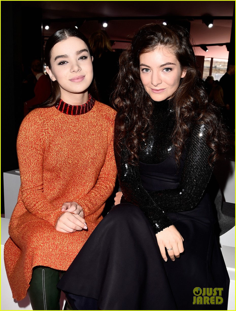 Dakota Johnson Channels Sandy from 'Grease' at Dior Show: Photo 3320003 ...