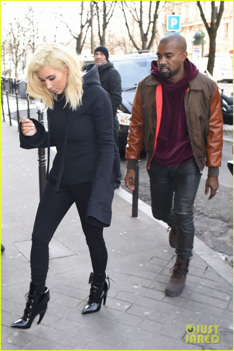 Kim Kardashian & Kanye West Cuddle in the Paris Streets: Photo 3319675 ...