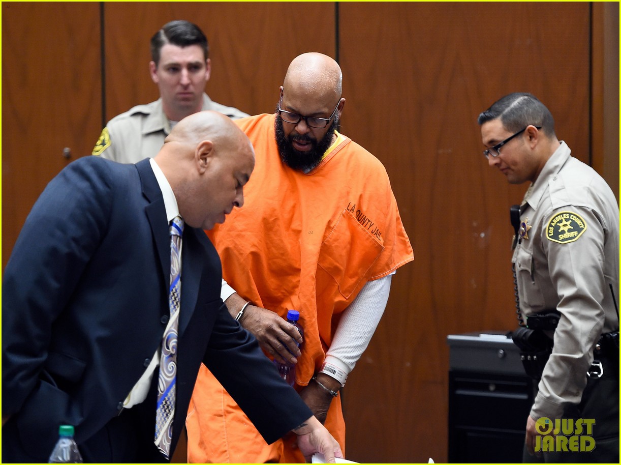 Suge Knight Collapses in Court Room, Bail Set at $25 Million: Photo ...